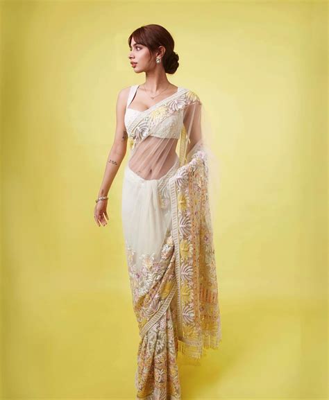 Khushi Kapoors Best Fashion Moments Check Out Her Sexy Photos News18