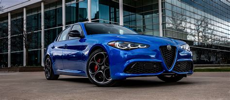 2025 Alfa Romeo Giulia Alfa Romeo Canada
