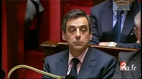 Archive Ennui  By Franceinfo Find And Share On Giphy