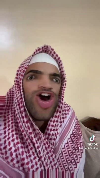 بابا لعبها ماهوش بخيل 😂😂😂 Youtube