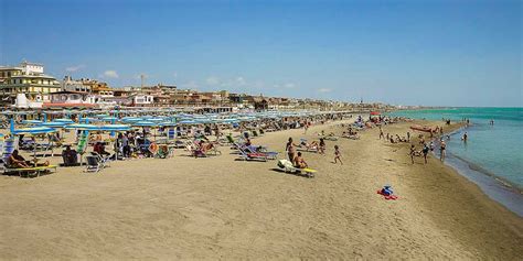 Best Beaches Near Rome Towns Resorts How To Get By Train