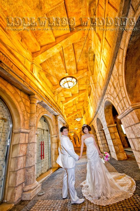 Edelweiss Wedding童話婚禮 一站式專業婚禮服務 婚禮統籌 場地佈置 中式婚嫁禮儀 婚紗婚禮攝影及錄影 新娘化妝及美甲 婚紗禮服及配飾 Hong Kong Hong Kong