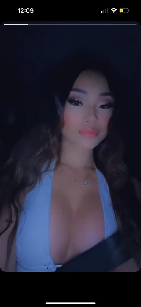 Asian Baddie R Snap Baddies