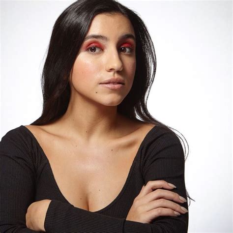 We Love This Statement Making Eye Makeup For Sunday Have You Tried