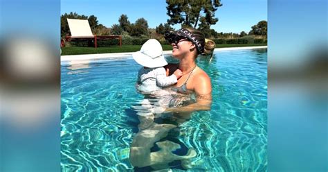 Sofia Richie Flaunts Ripped Abs In Bikini After Giving Birth Photo