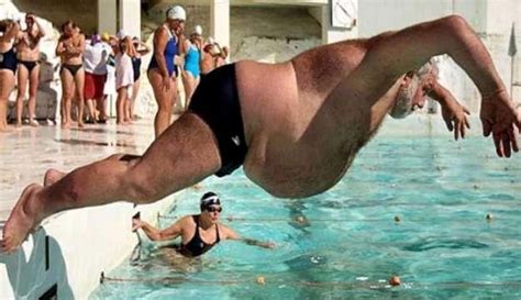 25 Funny Swimming Pool Pictures Just In Time For Summer