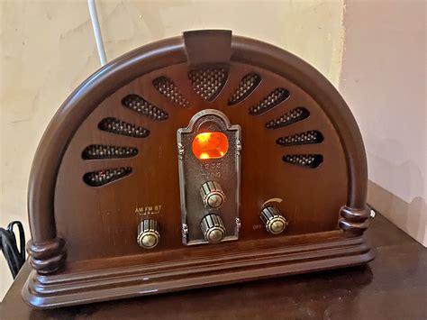 Classic Vintage Style Retro Style Amfm Radio With Bluetooth 13l X 5w