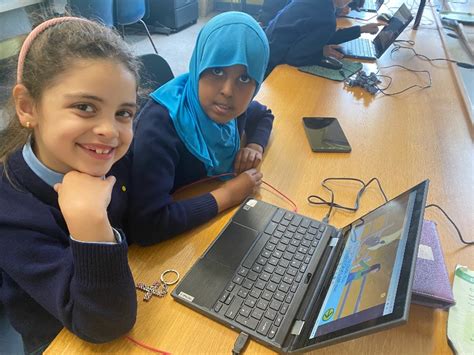 Learning To Use Computers💻