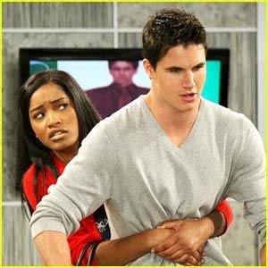 Robbie Amell True Jackson Vp