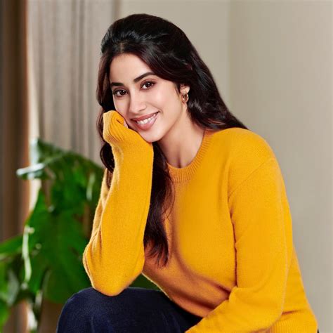 Janhvi Kapoor Flaunts Exclusive Collection For Fall Check Out Her