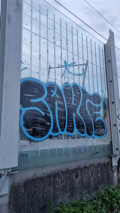 New Throwie R Graffhelp