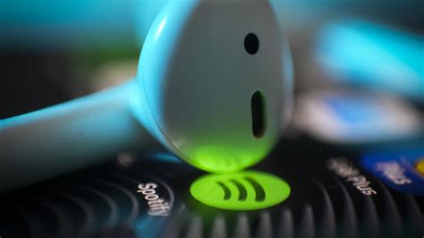 Spotify Calls Out Apple For Removing Volume Control For Connected