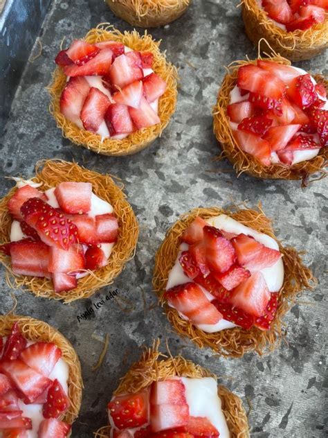 איילה לוי אופה ומבשלת