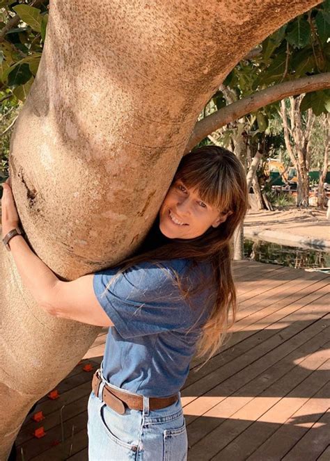 Bindi Irwin Shares Gushing Tribute To Her Beautiful Mama Terri New Idea