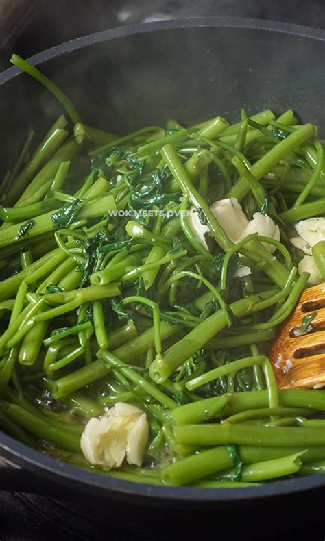 Vietnamese Water Spinach Stir Fry With Garlic Wok Meets Oven