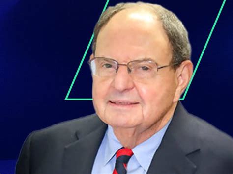 Autry Stephens Honored With The Lifetime Achievement Award At The North America Energy Capital