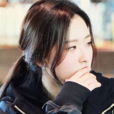 Lua Pretty Hairstyles Olivia Hye Kpop Girls