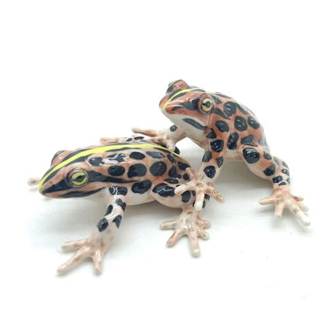 Set Of 2 Frog Ceramic Figurine Animal Brown Forest Mating Etsy