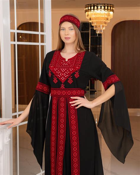 Embroidered Palestinian Thobe For Women Traditional Arabic Dress Etsy