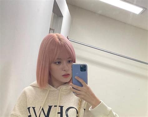 エンミックス·リリー チャールズニュースとユーモア