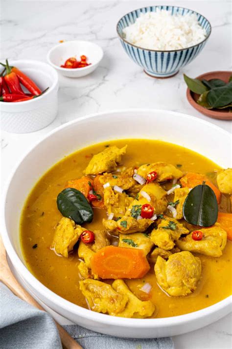 Authentic Thai Yellow Curry Chicken Fitsian Food Life