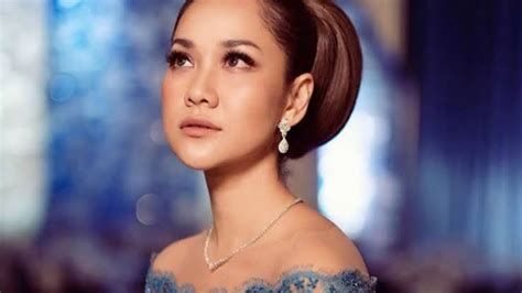 Bunga Citra Lestari Rtrueratecelebrities