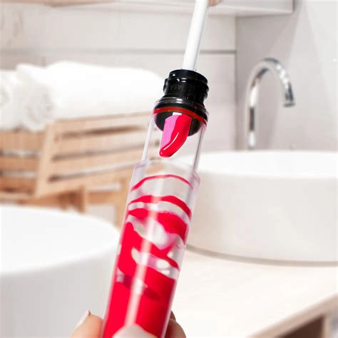 Tiny Makeup Spatula To Use Every Drop Of Your Makeup Bottles Stella