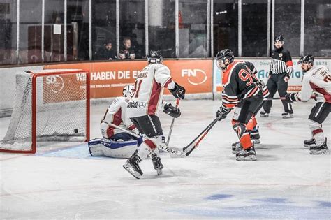 Spezielles Derby Zwischen Dinslakener Kobras Und Ratinger Ice Aliens