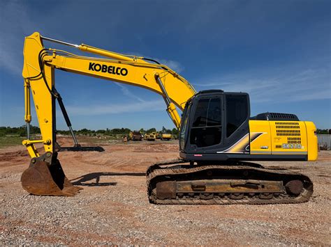 2022 Kobelco 210 Excavator