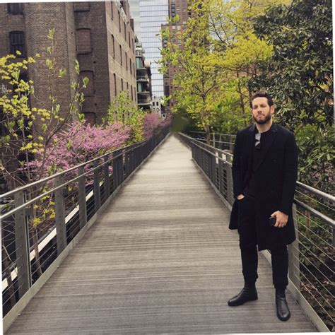 Jonathan Barzel Linkedin