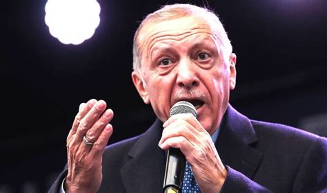 Tom Watling Journalists Uk