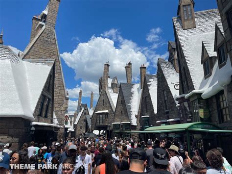 The Wizarding World Of Harry Potter Hogsmeade At Universal Islands Of