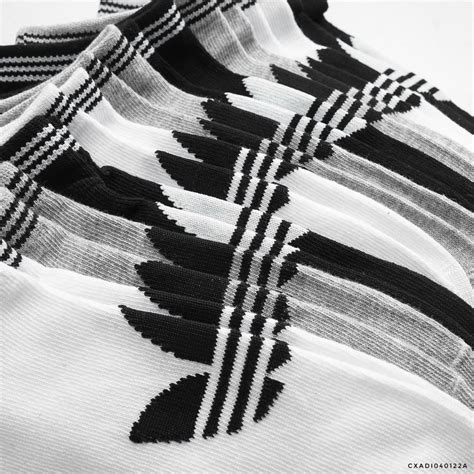 Pack 6 Đôi Vớ Nam Nữ Ngắn Sọc Ngang Viền Cổ 3 Lá Adidas Mix 3 Màu đen