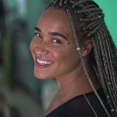 Tilla Carousel3 Tilla