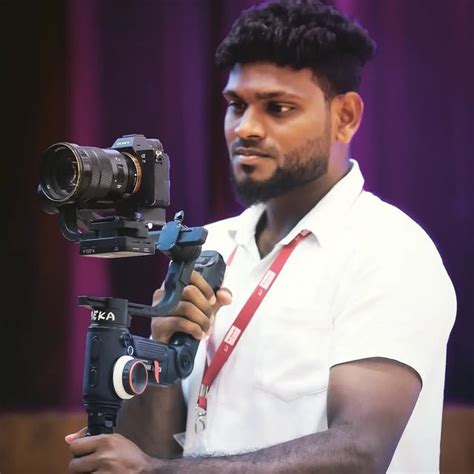 Karthi (@_220karthi_) • Threads, Say more