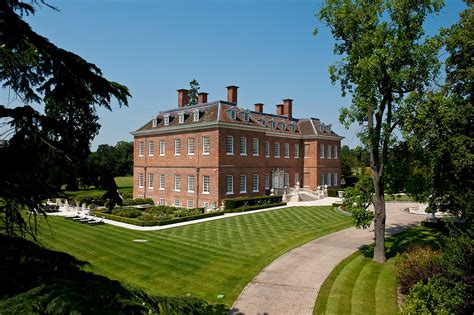 Denham Place Alex Kravetz Design