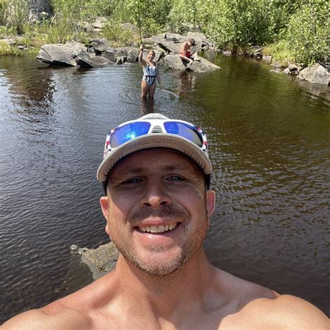 The Other Week The Funnels And Other Large Items From The Ss United