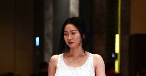 장윤주 모델의 워킹 포토