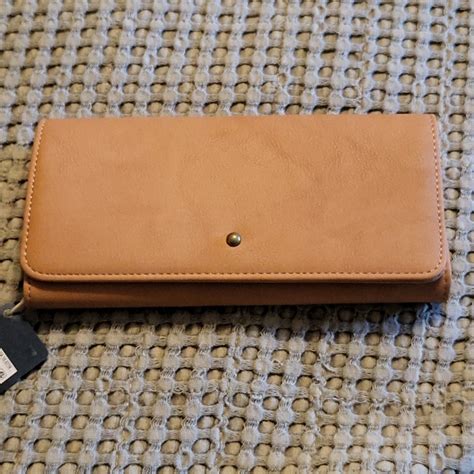 Universal Thread Bags Universal Thread Ladies Trifold Wallet Poshmark