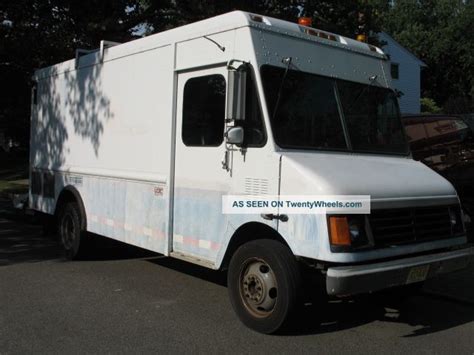 2000 Workhorse Custom Chassis P30 Step Van 6 5l V8 Diesel 38 448