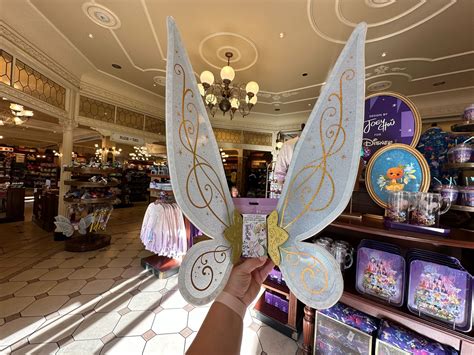 Fly To Neverland With New Light Up Tinkerbell Wings