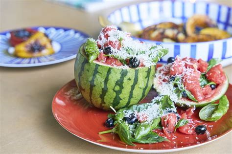 青と黄色をポイントに！夏を彩るhideya流テーブルコーディネート