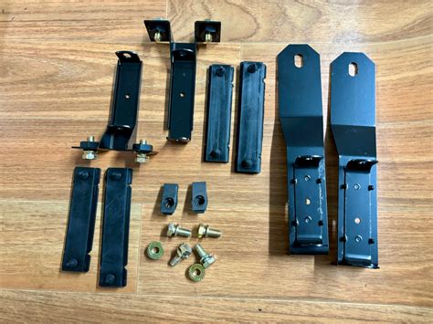 Standard Size Xa Xb V8 Radiator Bracket Mount Kit Early Falcon Spares