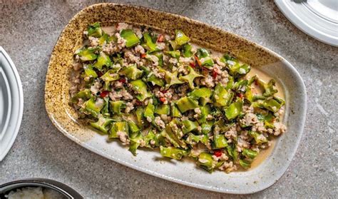Best Gising Gising Recipe Spicy Dishes Coconut Sauce Cooked Vegetables
