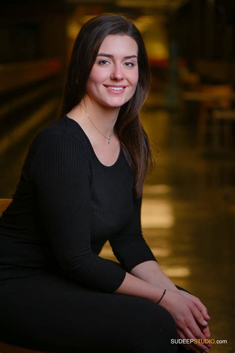 Academic Faculty Research Headshots University Of Michigan By Ann Arbor Headshot Photographer