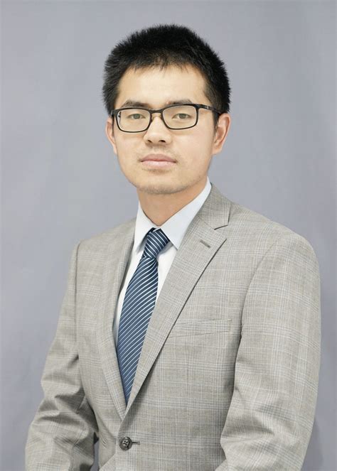 Mingjun Huang Innovators Under 35