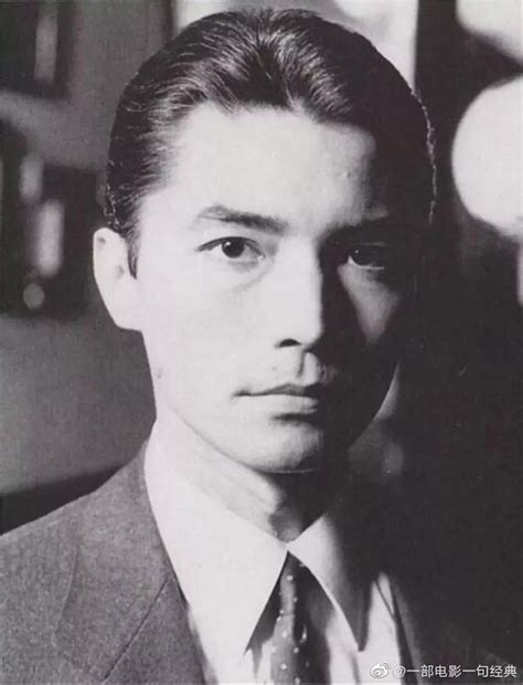 尊龙出演的电影《龙年》