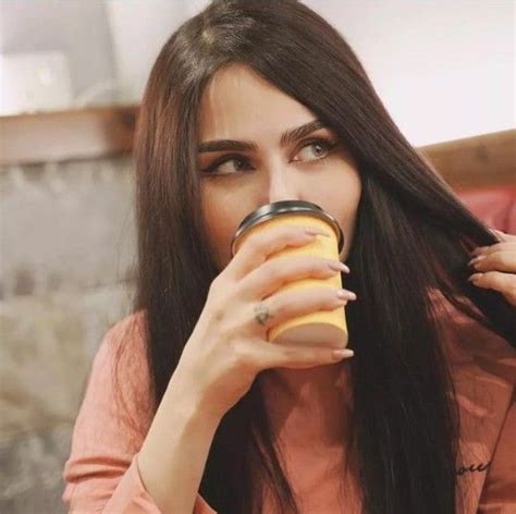 Pin Di 𝐳𝐚𝐢𝐧𝐚𝐛 Su رمـزيـات بـنـات