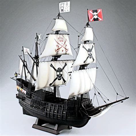 Pirate Ship Plastic Model Sailing Ship Kit 1100 Scale 55007