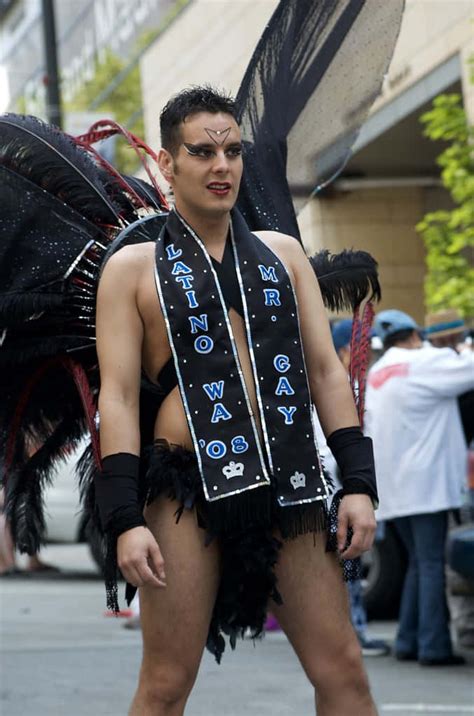 Download Gay Latino Black Outfit Wallpaper